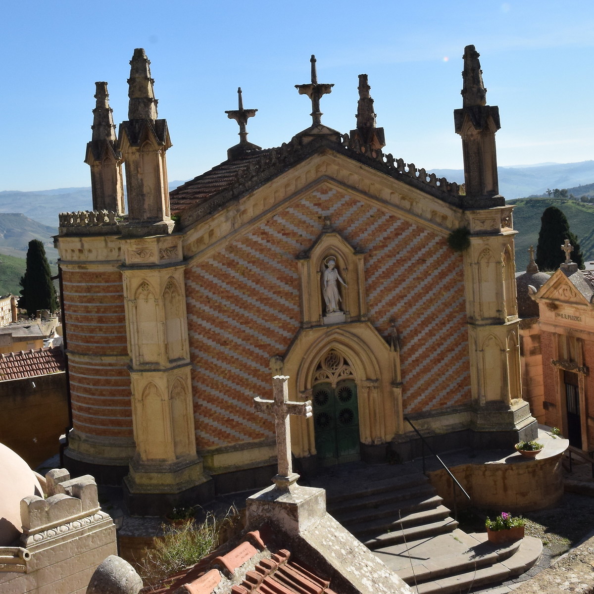 Cimitero Caltanissetta -Cappella Testasecca | JuzaPhoto